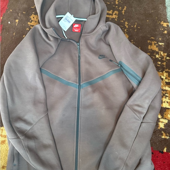 Nike | Jackets & Coats | Nike Brown Performance Jacket With Modern ...